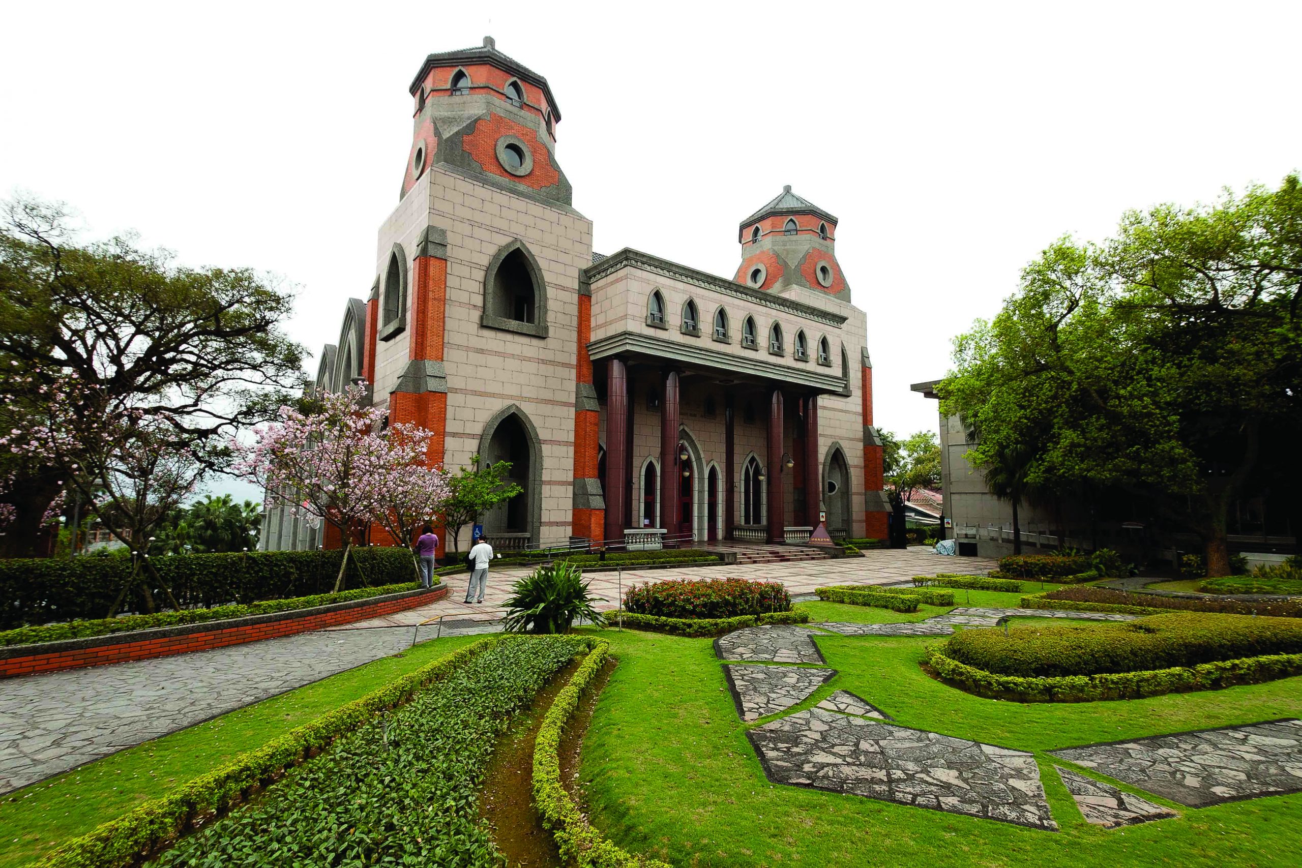 Aletheia University Church - Sansin Builders